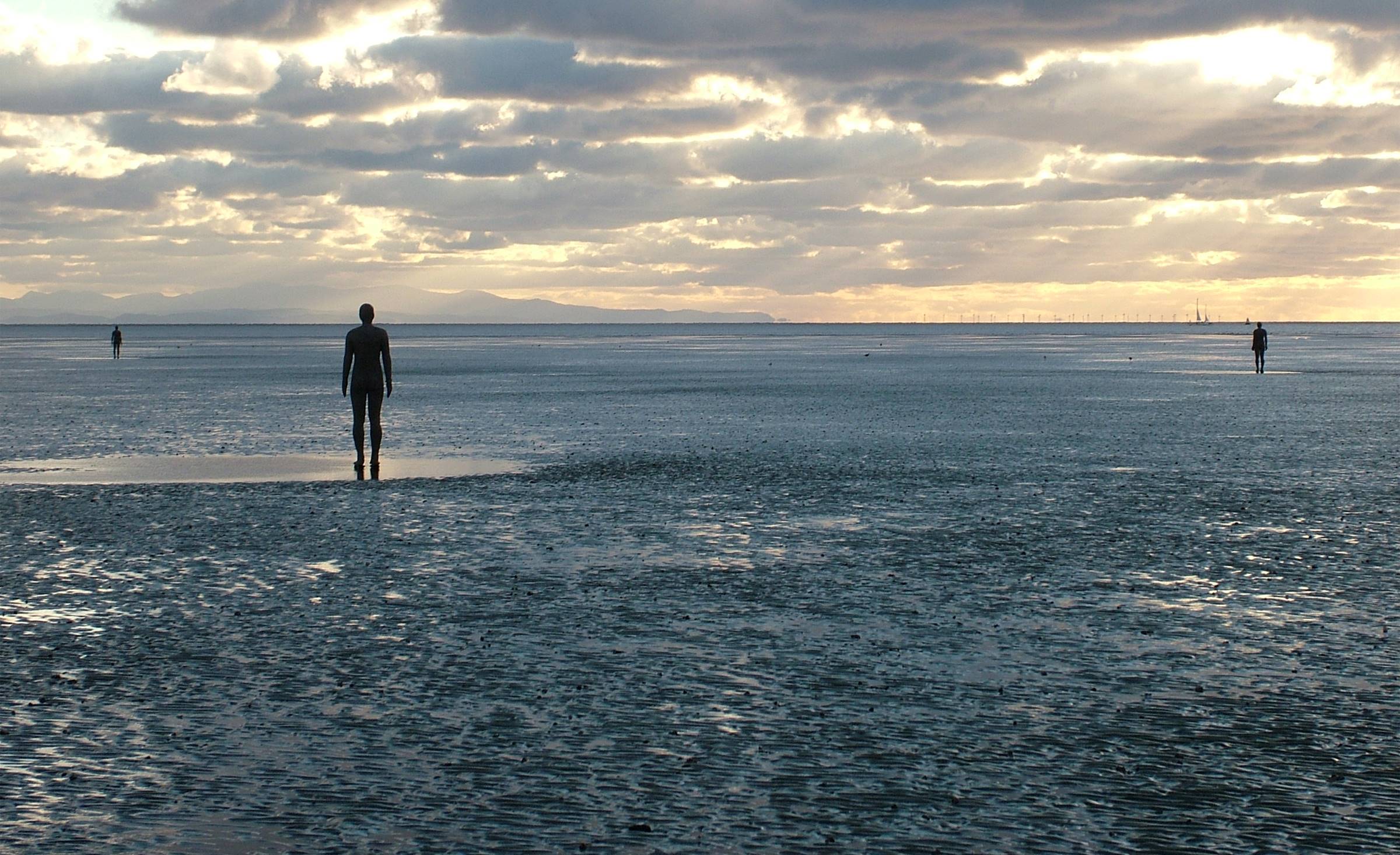 Antony Gormley: Another Place - Liverpool Biennial